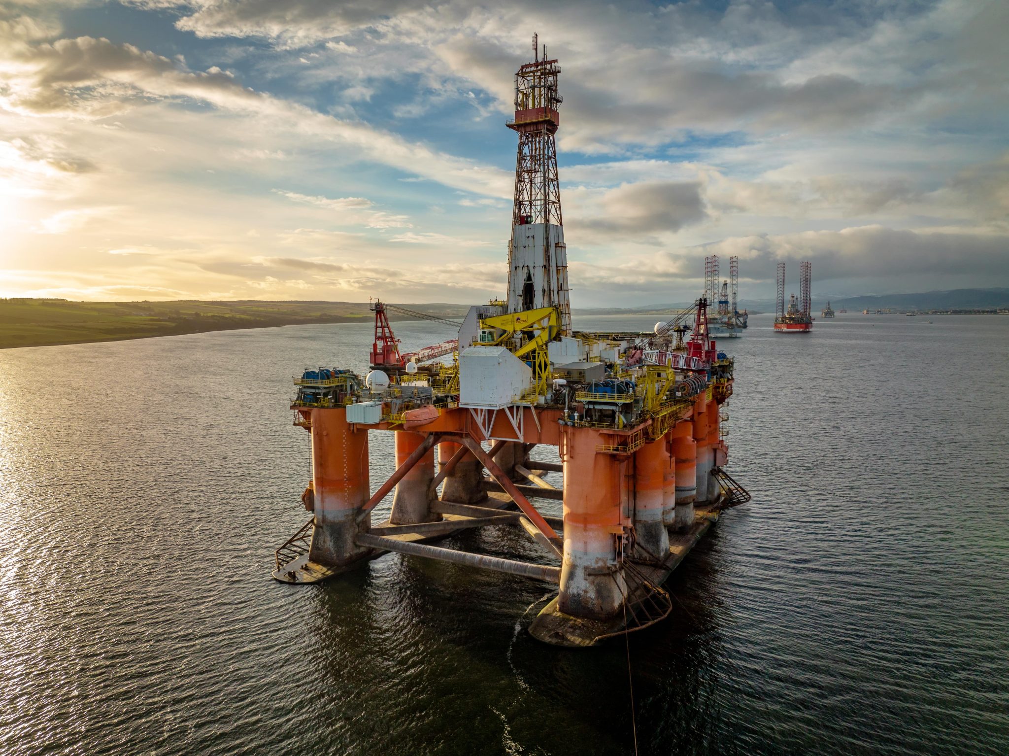 Offshore & Onshore Commissioning Services – Instrol Wll